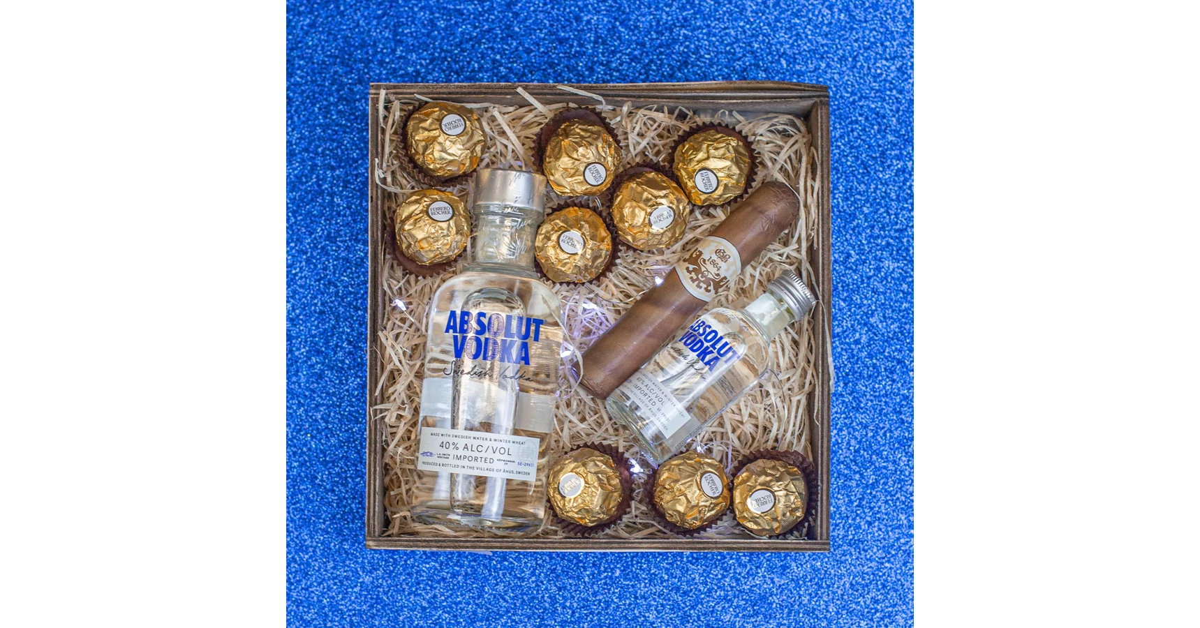 Wood Box: Absolut vodka ital + Ferrero Rocher + csoki szivar ajándék ...